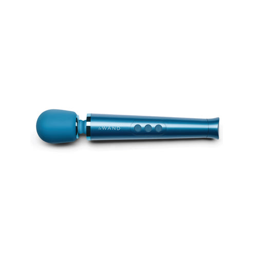 Le Wand Petite Rechargeable Massager – Ophelia's Bedroom